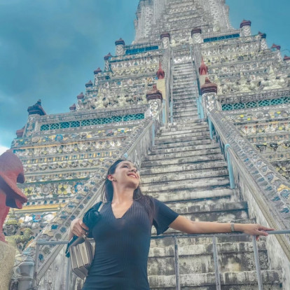 Palmmy - Bangkok Escort - Smooci